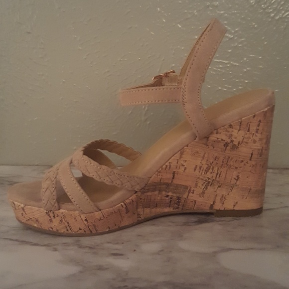 Time and Tru | Shoes | Nude 4 Inch Wedges | Poshmark
